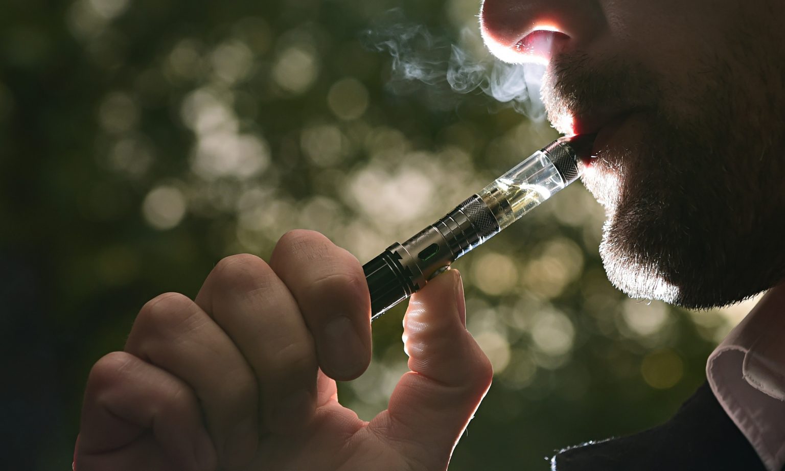Vaping Vs. Smoking